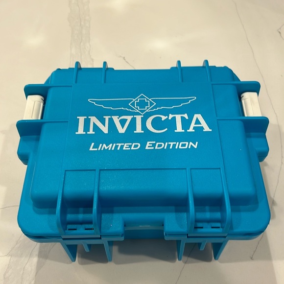 Invicta | Accessories | Invicta Limited Edition Turquoise Tiffany Blue ...